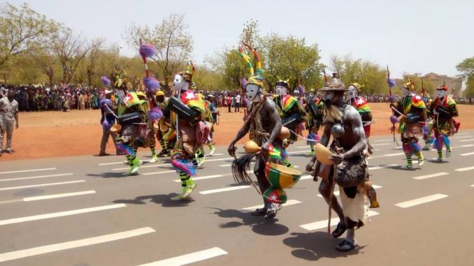 58e anniversaire de l’indépendance du Togo : Un défilé des forces vives ...