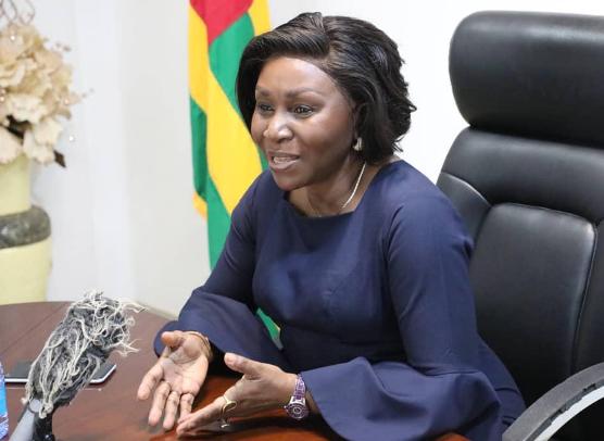 Mme Kayi Mivedor-Sambiani, ministre du commerce, de l’artisanat et de ...